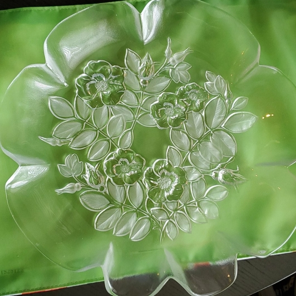 Dining | Flower Platter | Poshmark